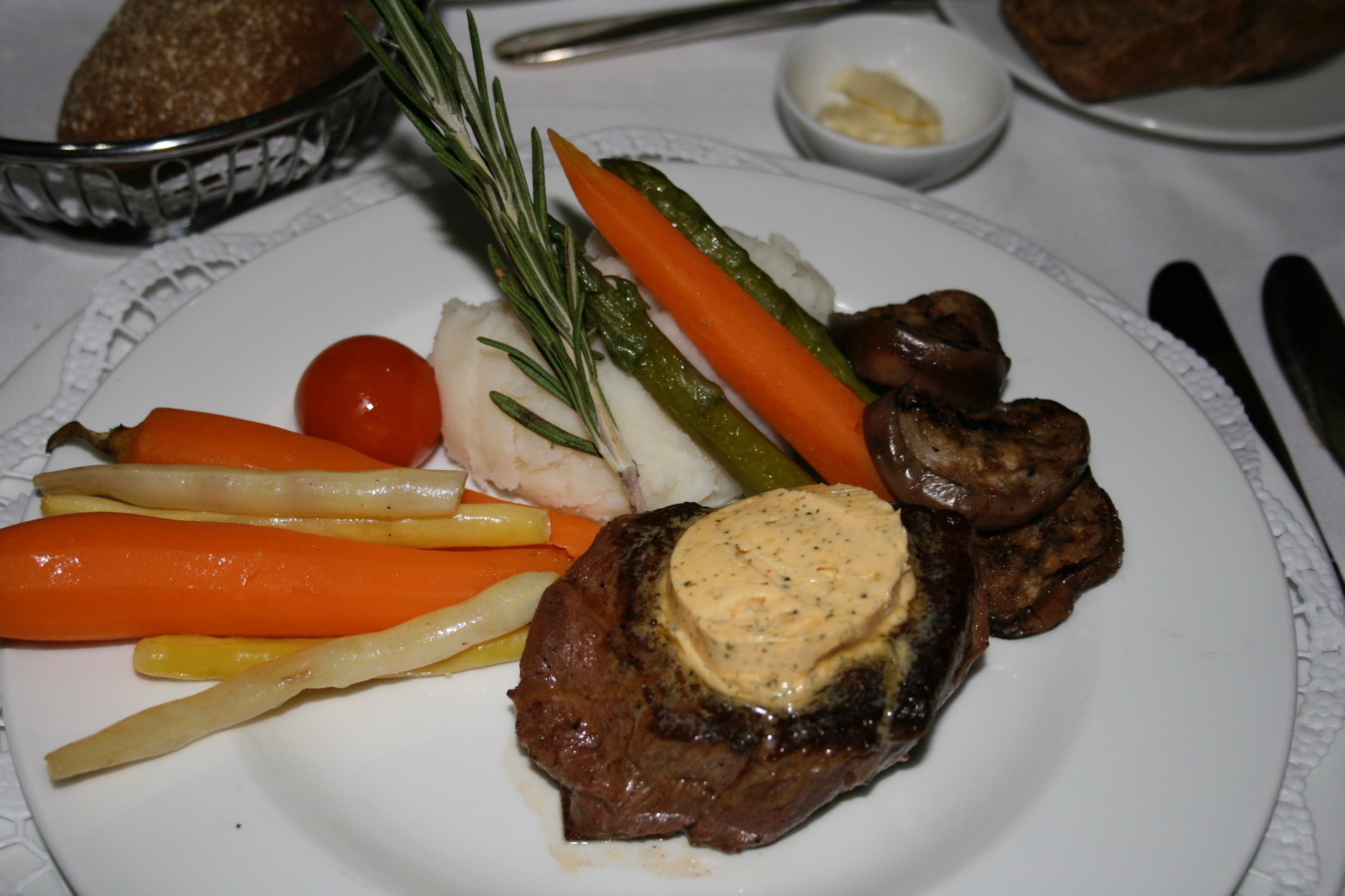 Succulent Steak On A Plane: LX17 From JFK-ZRH In First Class - Live and ...