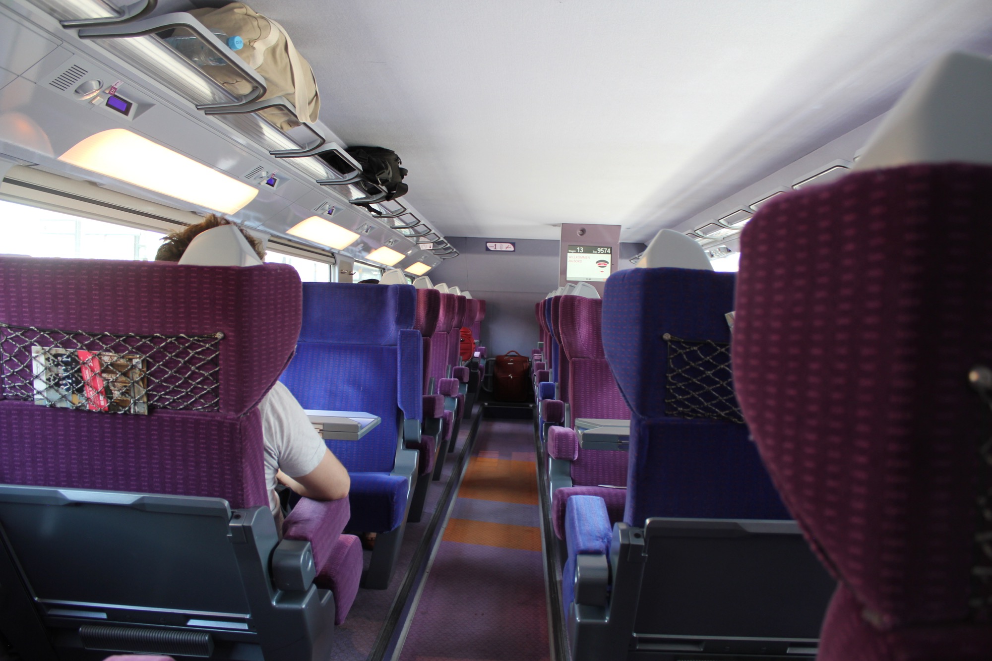 TGV First Class from Stuttgart to Paris - Live and Let's Fly