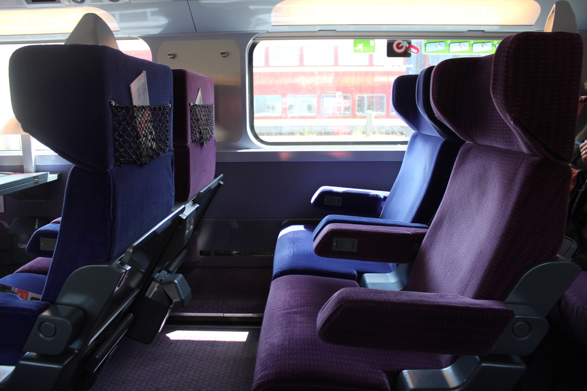 TGV First Class from Stuttgart to Paris - Live and Let's Fly