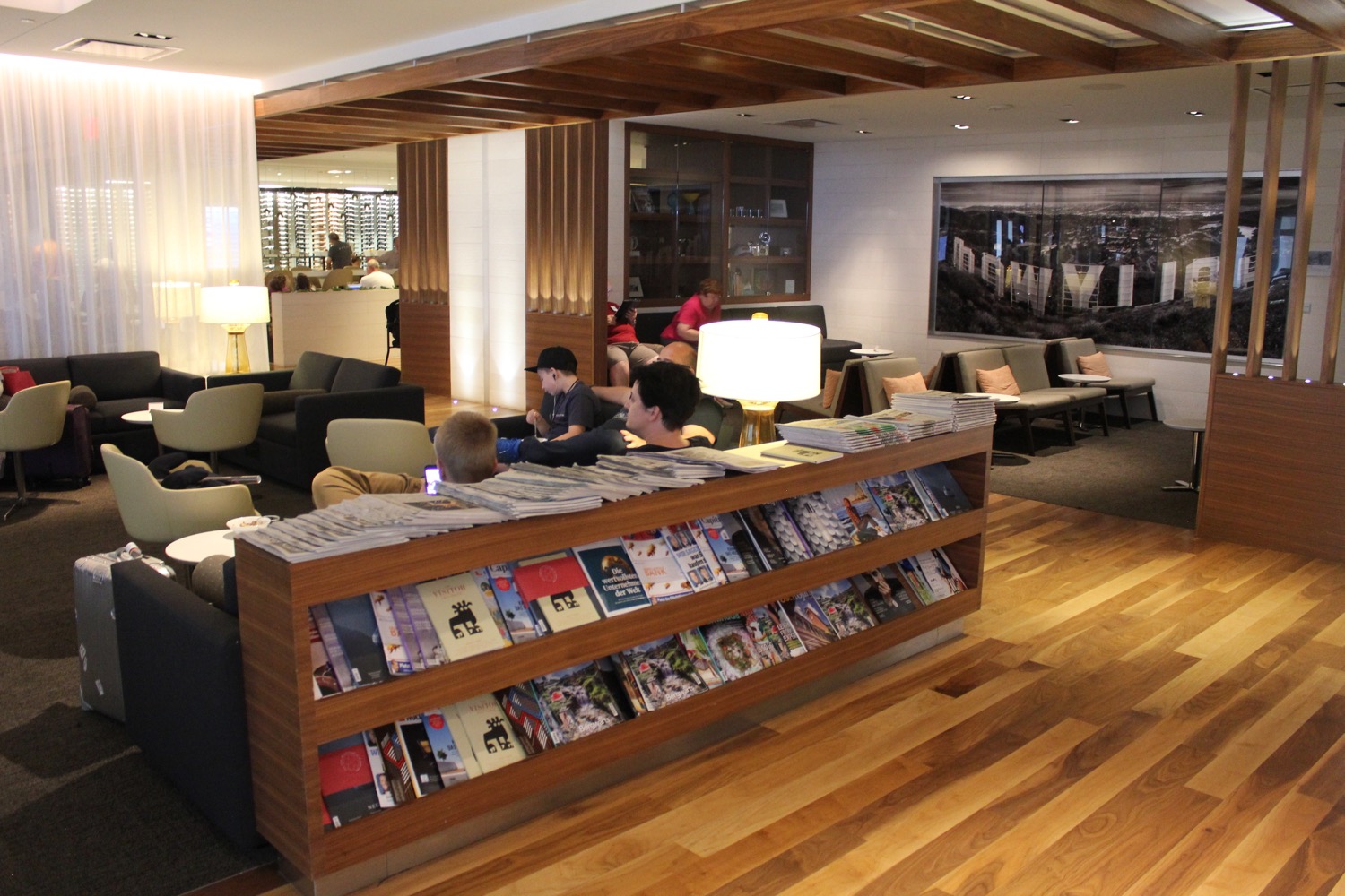 Review: Star Alliance Lounge LAX - Live and Let's Fly