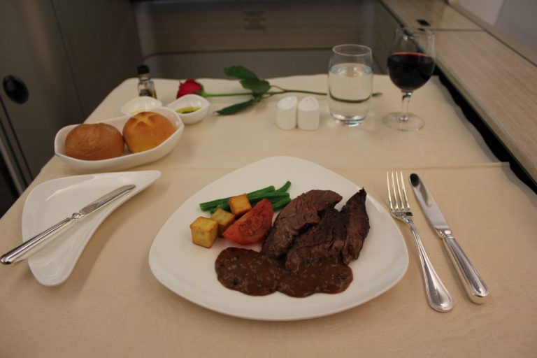The Best Airplane Steak I've Ever Had - Live and Let's Fly