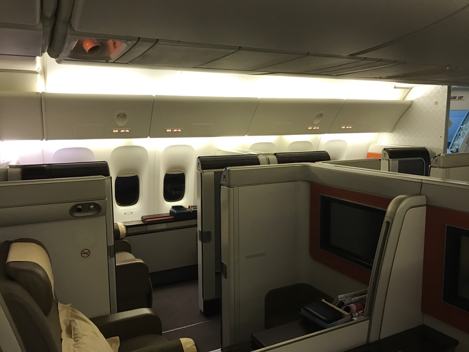 Review: Garuda 777-300ER First Class Jakarta - Amsterdam - Live and Let ...