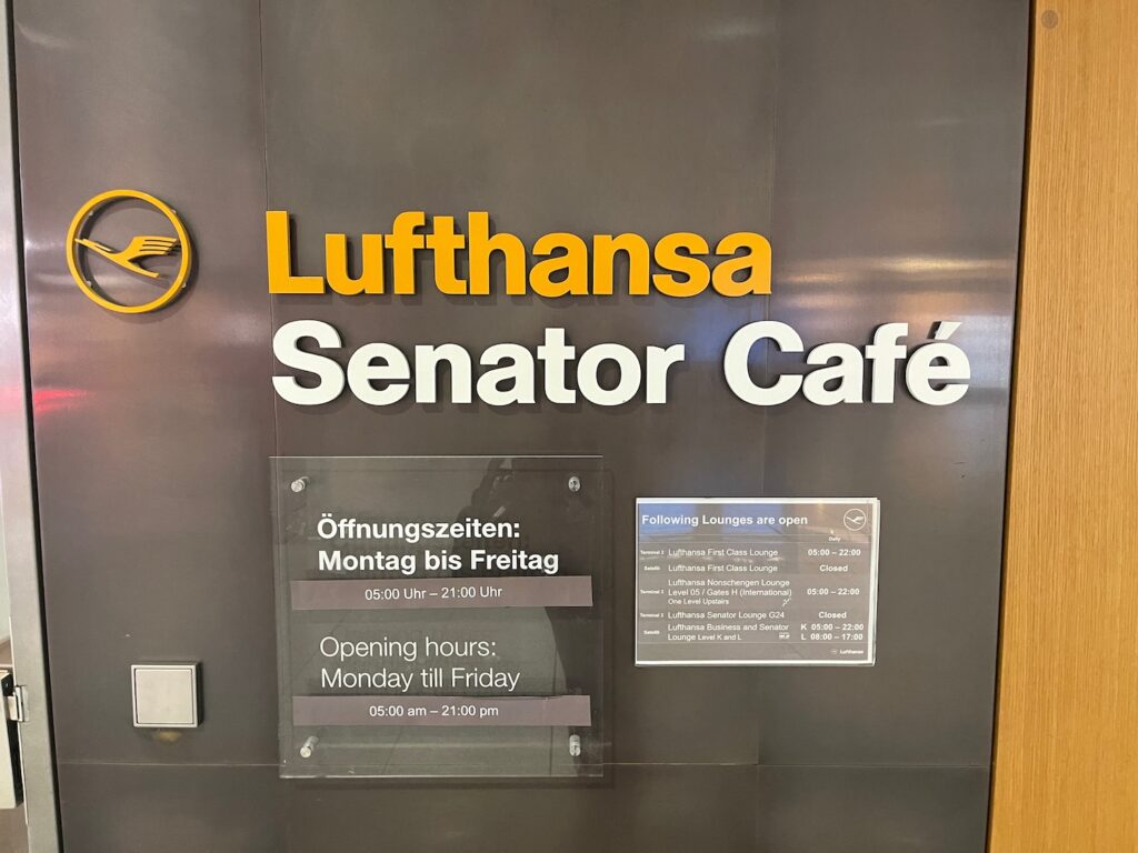 Review: Lufthansa Senator Café Munich (MUC) - Live and Let's Fly