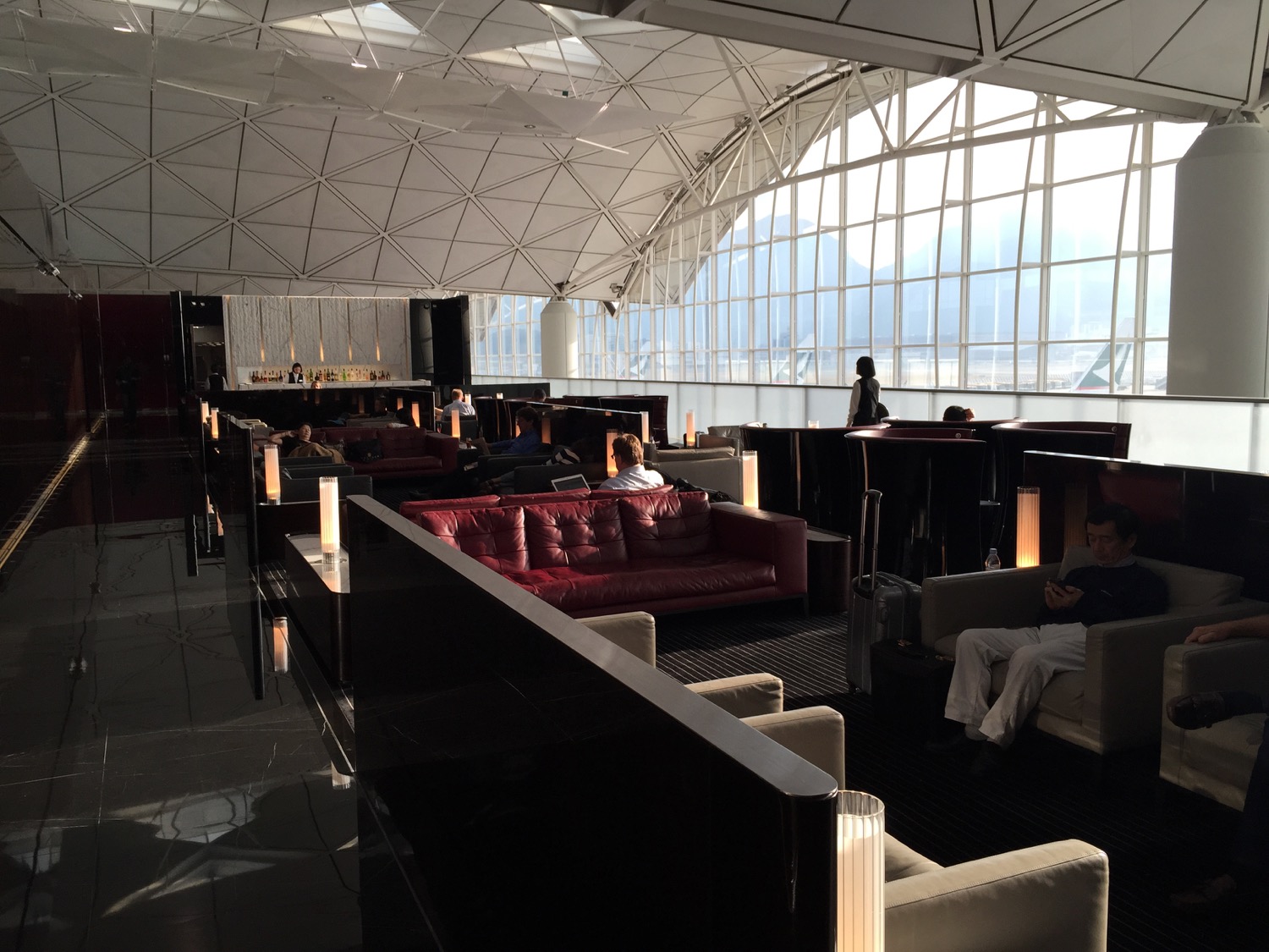 Review: Cathay Pacific "The Wing" First Class Lounge HKG - Live and Let ...