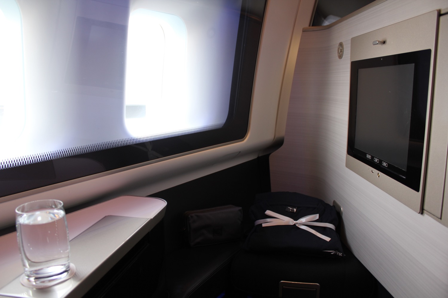 Review: British Airways 747-400 First Class London to New York - Live ...