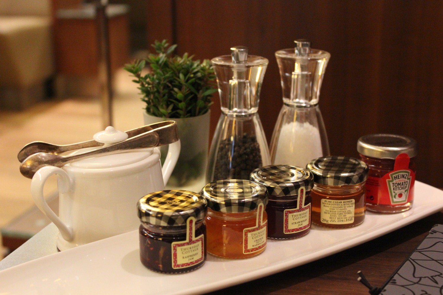 Review: British Airways Concorde Room London Heathrow - Live and Let's Fly