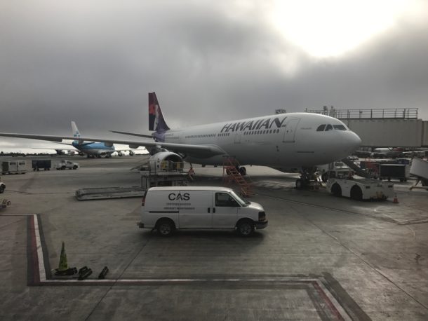 Review: Sun Country First Class Los Angeles to Minneapolis - Live and ...