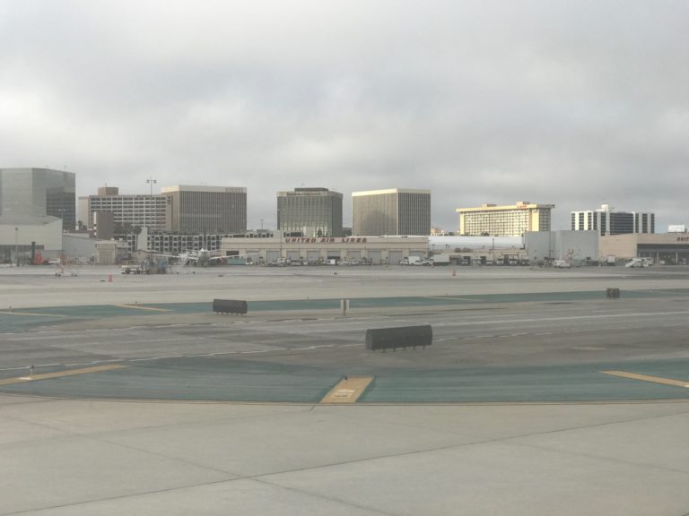 Review: Sun Country First Class Los Angeles to Minneapolis - Live and ...