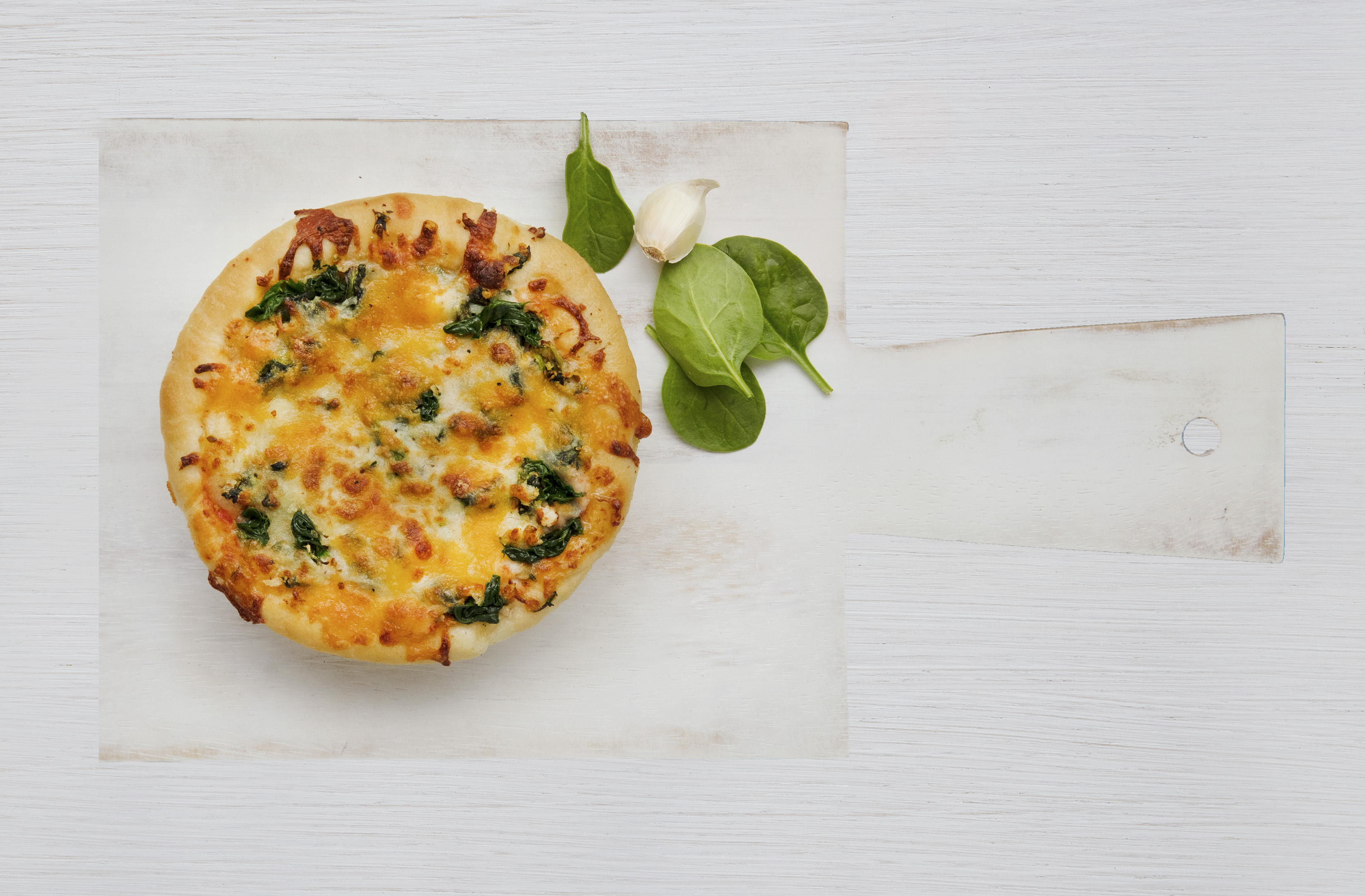 Here's What the UNO Pizza on United Looks Like - Live and Let's Fly