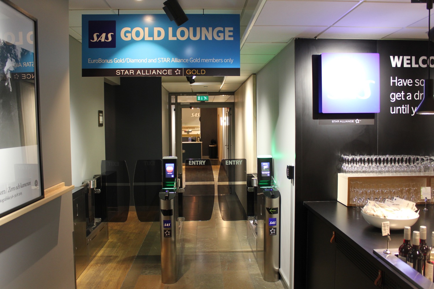 Review: SAS Gold Lounge Oslo - Live and Let's Fly