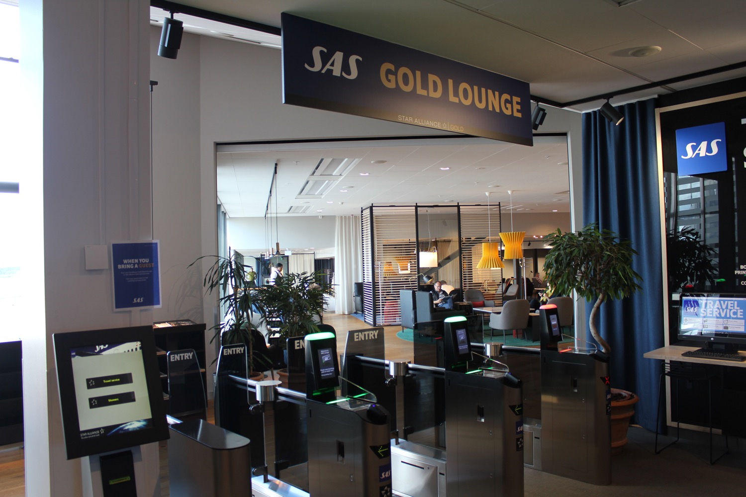 Review: SAS Gold Lounge Stockholm (ARN) - Live and Let's Fly