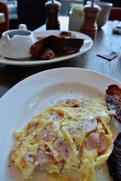 Review: Hyatt Regency Boston Harbor - Suite