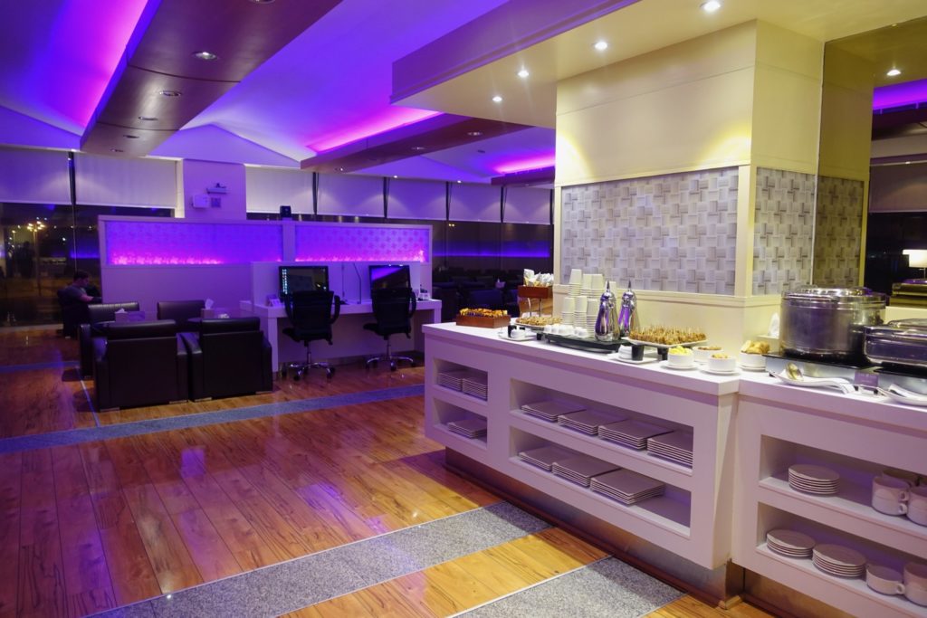 Review: Saudia Lounge Jeddah (JED) - Live and Let's Fly