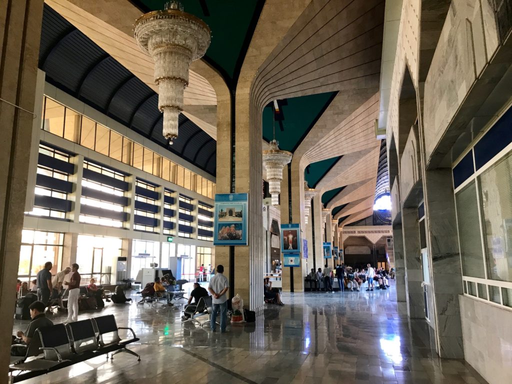 The Surprisingly Efficient High Speed Train System in Uzbekistan - Live ...