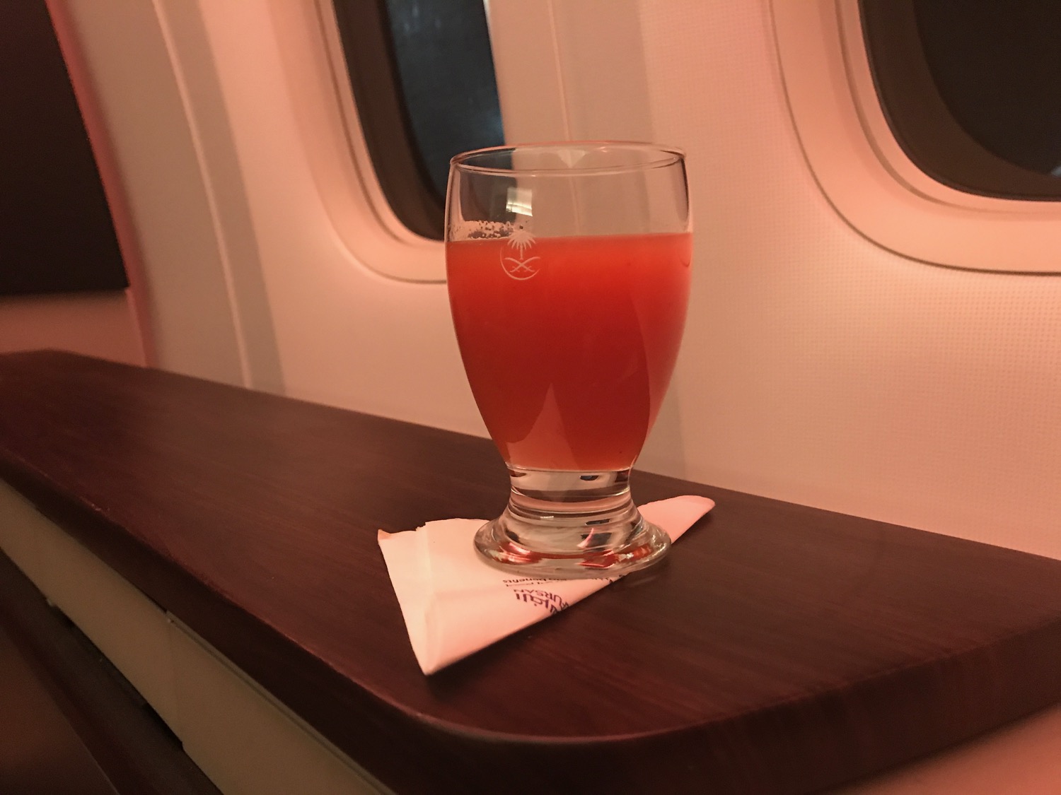 Review: Saudia 777-300ER First Class Jeddah to Los Angeles - Live and ...