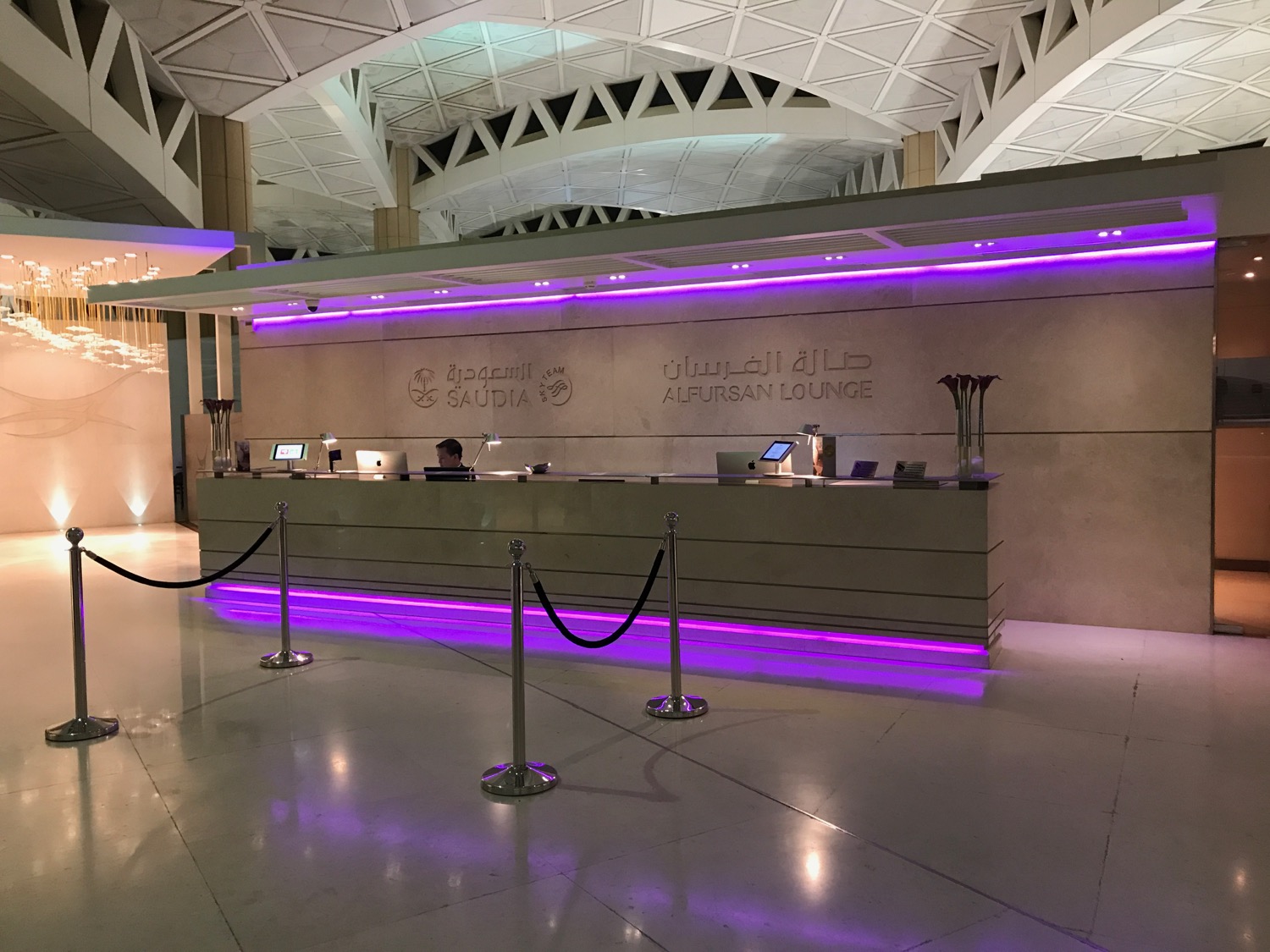 Review: Saudia First Class Lounge Riyadh (RUH) - Live and Let's Fly