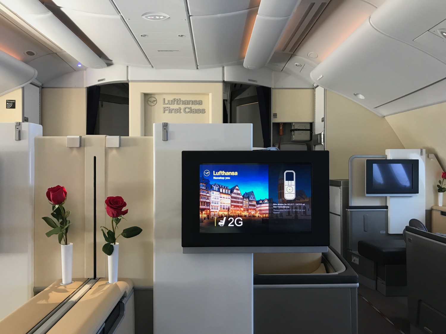 Review: Lufthansa A380 First Class Los Angeles to Frankfurt - Live and ...
