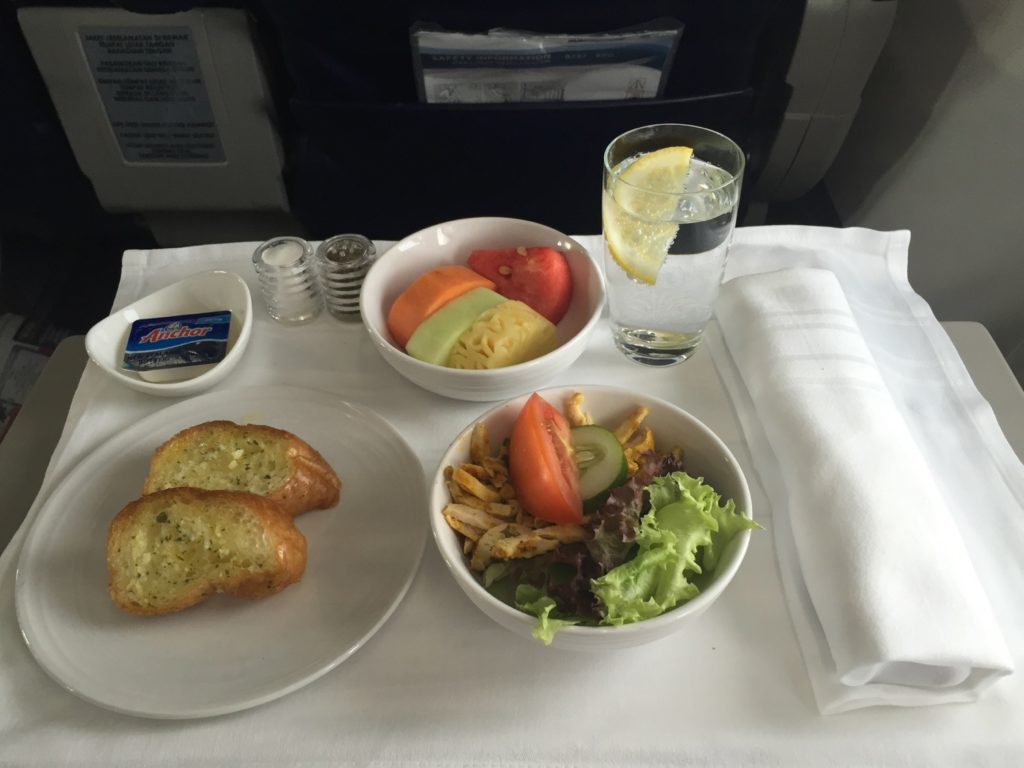 Exquisite Meal on a Short Malaysia Airlines Flight - Live and Let's Fly
