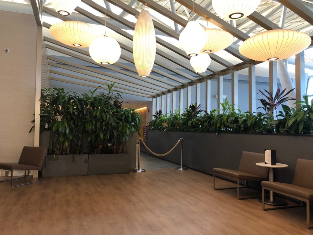 The Hidden AA Lounge Within a Lounge at JFK - Live and Let's Fly