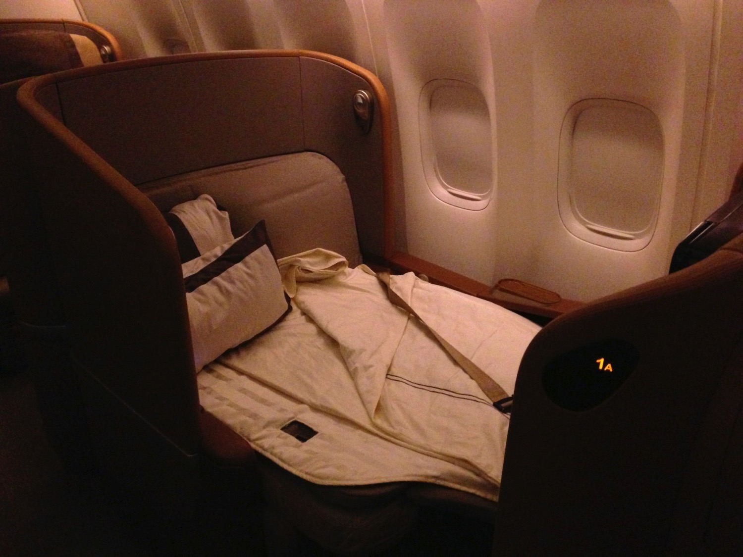 Review: Singapore Airlines 777-300ER First Class - Live and Let's Fly