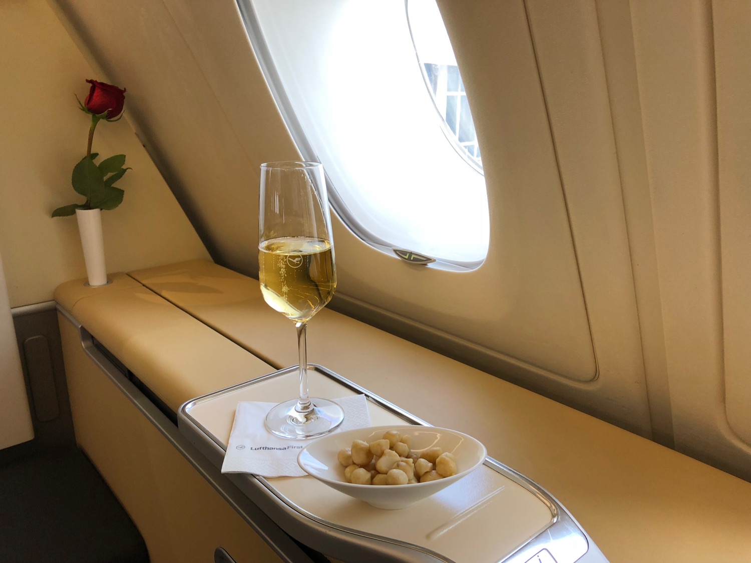 Lufthansa First Class Never Disappoints - Live and Let's Fly