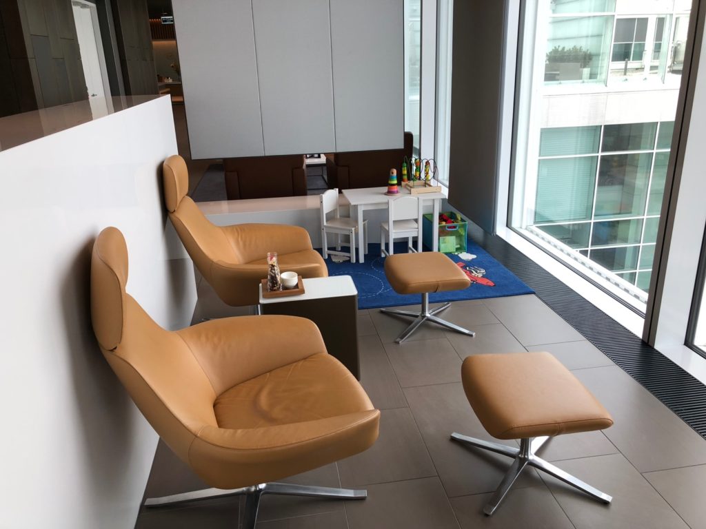 Review: Lufthansa First Class Lounge Munich (MUC) - Live and Let's Fly
