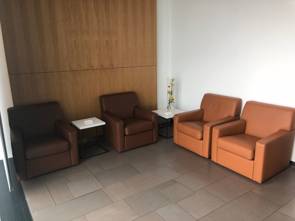 Review: Lufthansa First Class Lounge Munich (MUC) - Live and Let's Fly