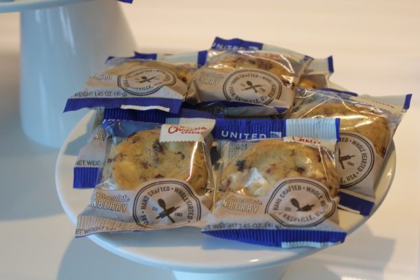 New Cookies Onboard United Polaris Business Class - Live and Let's Fly