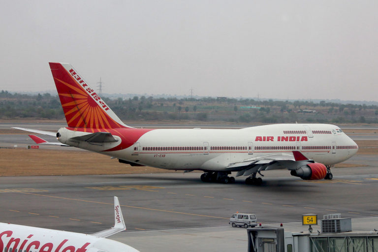 These 12 Airlines Still Fly the Boeing 747 - Live and Let's Fly