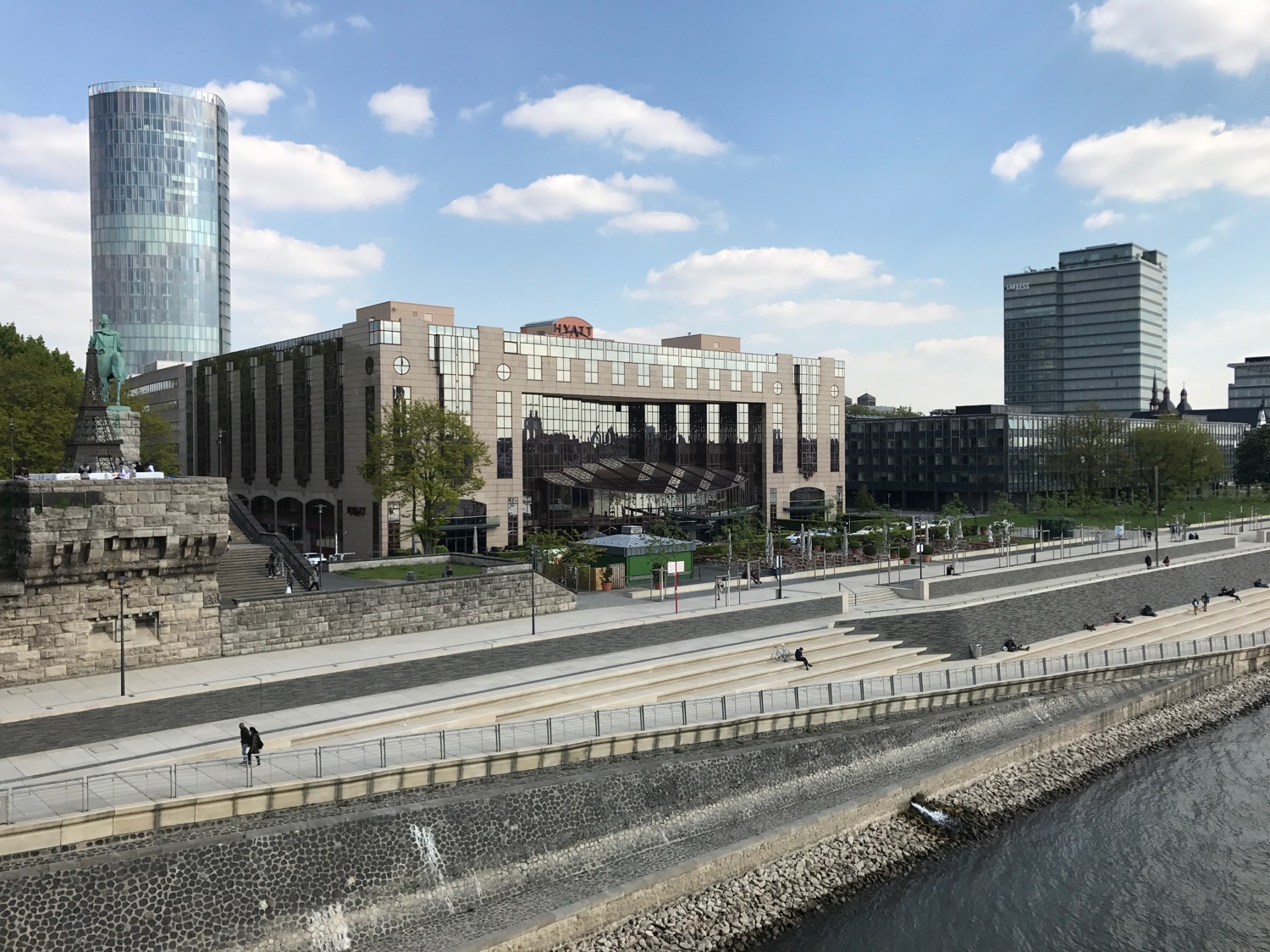 Review: Hyatt Regency Cologne - Live and Let's Fly