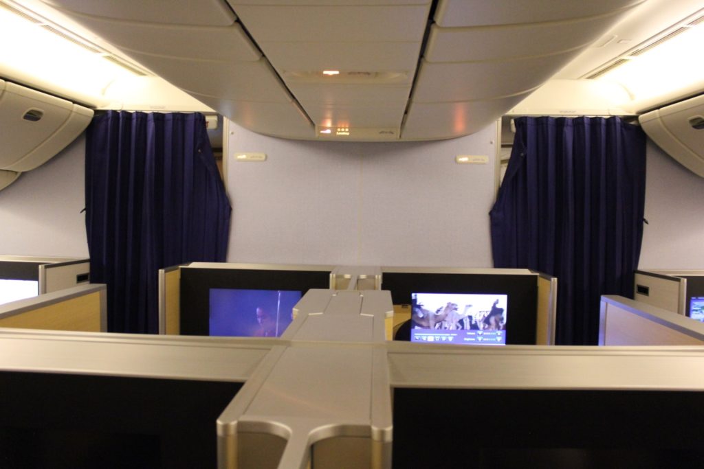 Review: ANA 777-300ER First Class Chicago to Tokyo - Live and Let's Fly