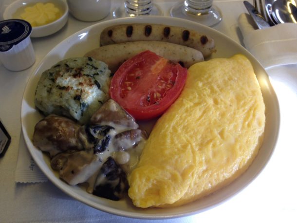 Business Class Breakfast On Singapore Airlines - Live and Let's Fly