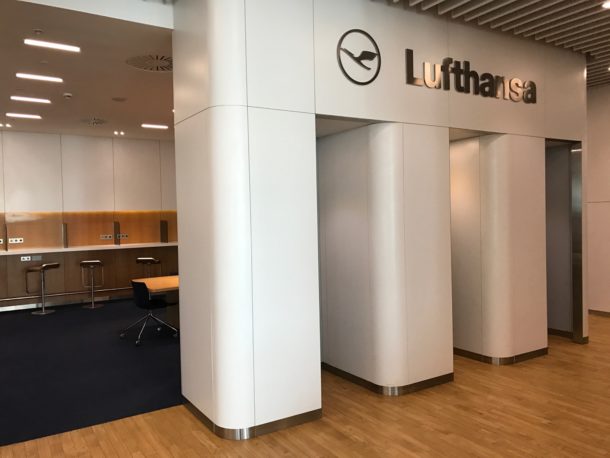 Review: Lufthansa Lounge London Heathrow (LHR) - Live and Let's Fly