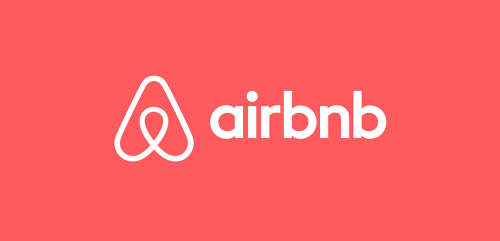 Gross Airbnb Guests Find Hidden Camera In Alarm Clock Pointed Toward