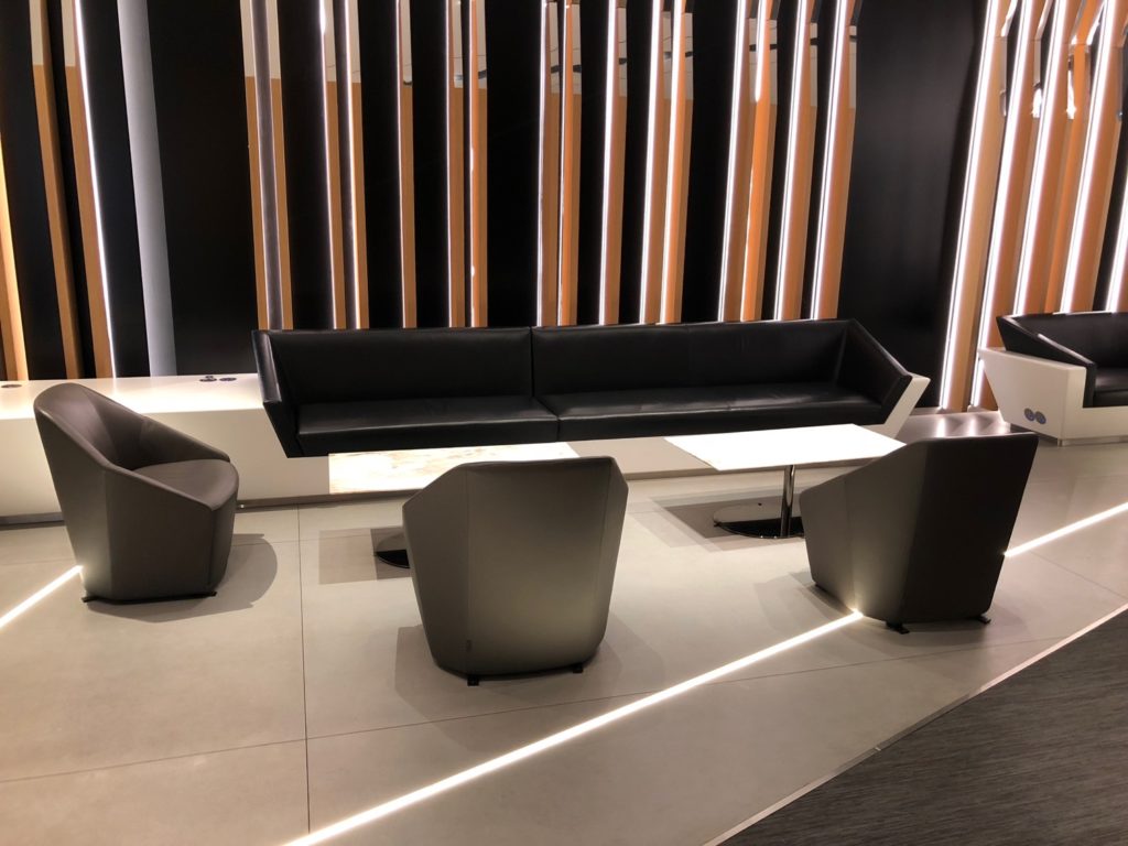 Review: MEA Cedar Lounge Beirut (BEY) - Live and Let's Fly