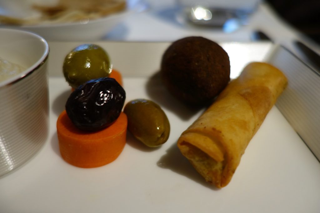 A Decadent Meal in Etihad First Class - Live and Let's Fly