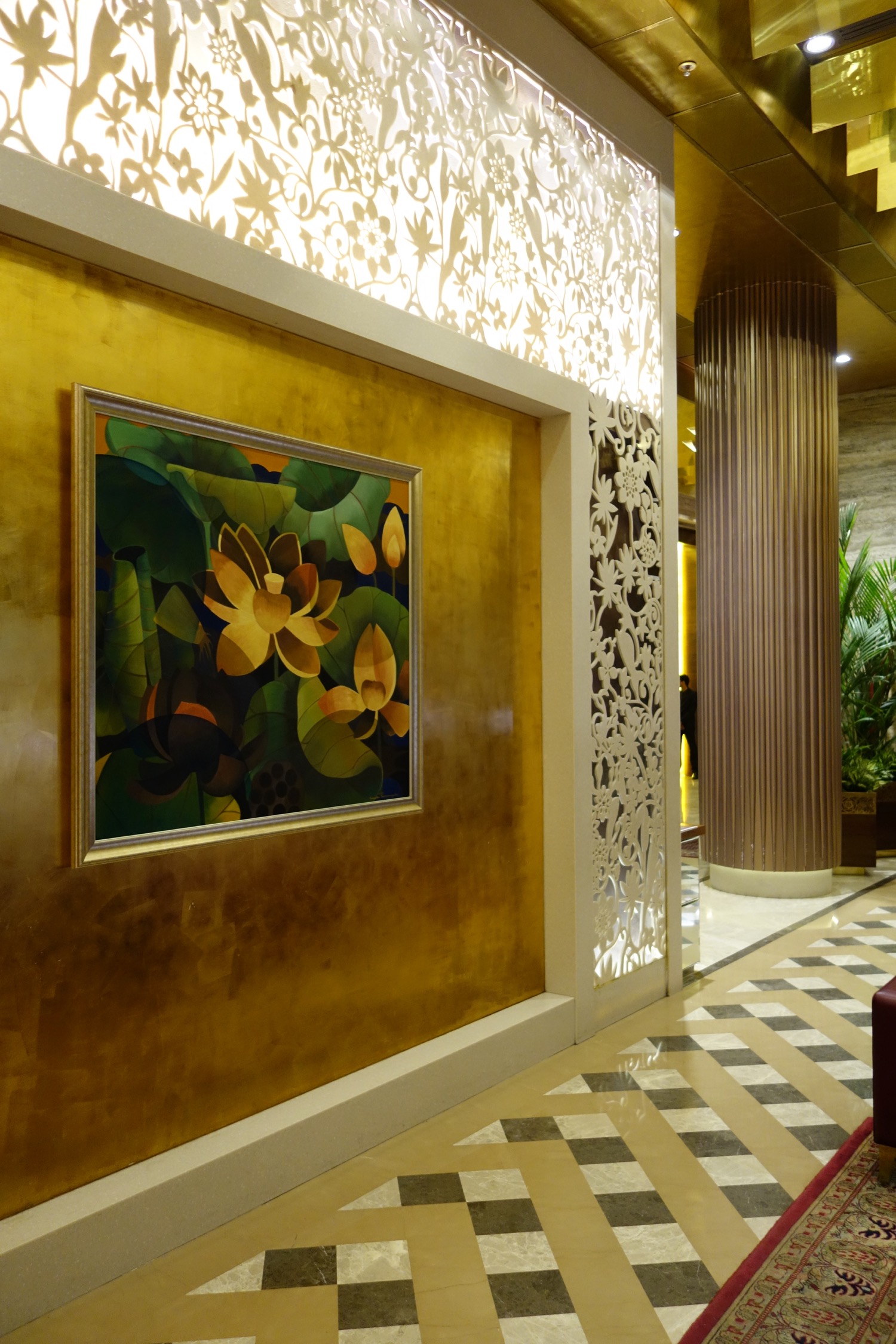 Review: GVK First Class Lounge Mumbai (BOM) - Live and Let's Fly