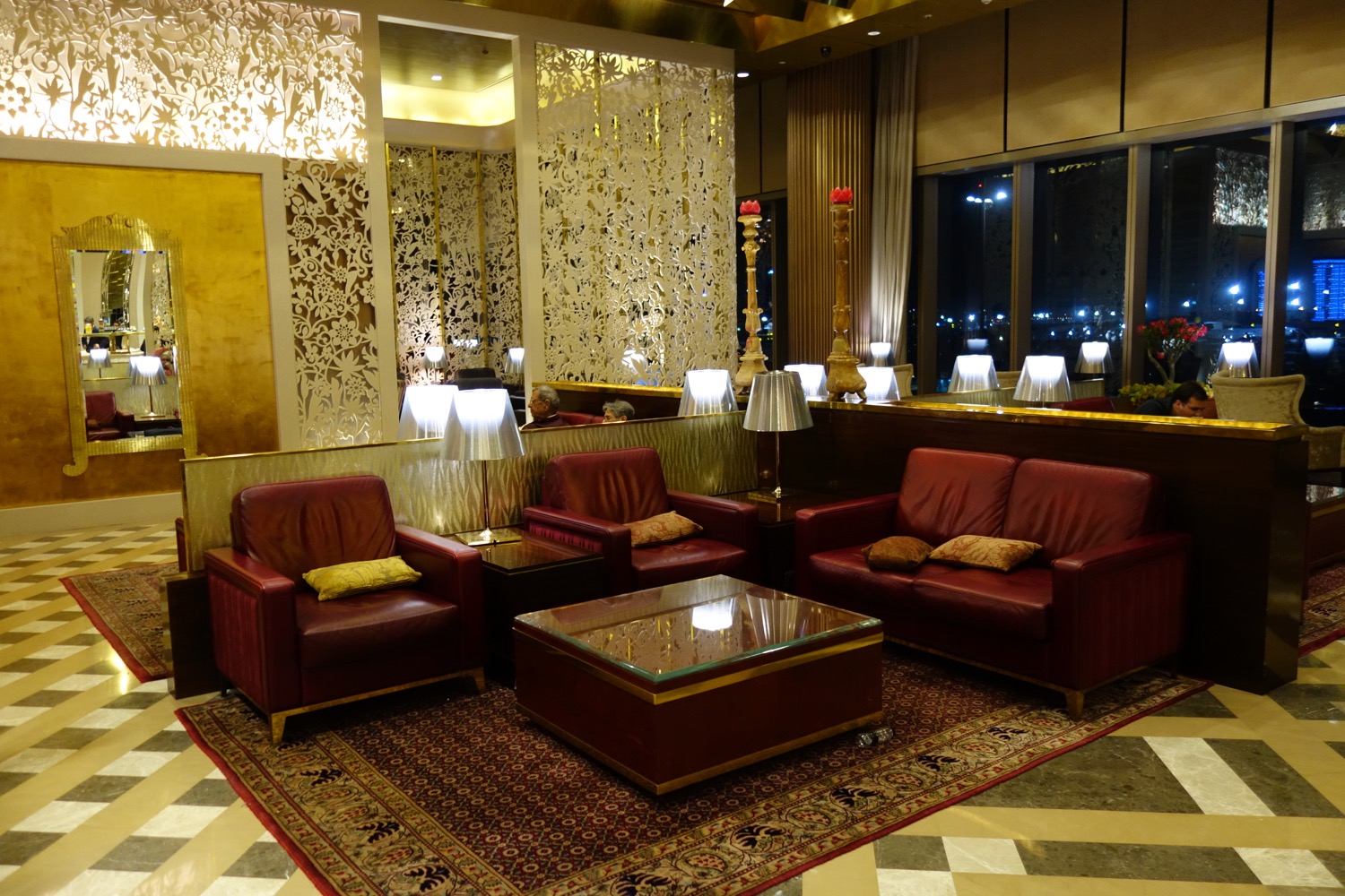 Review: GVK First Class Lounge Mumbai (BOM) - Live and Let's Fly