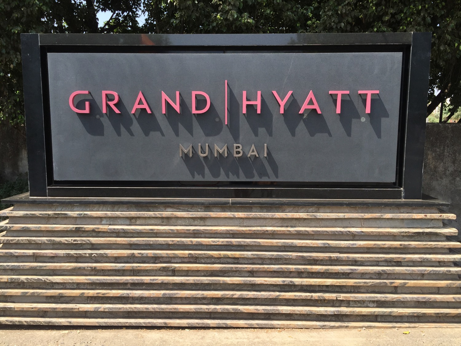 Review: Grand Hyatt Mumbai - Live and Let's Fly