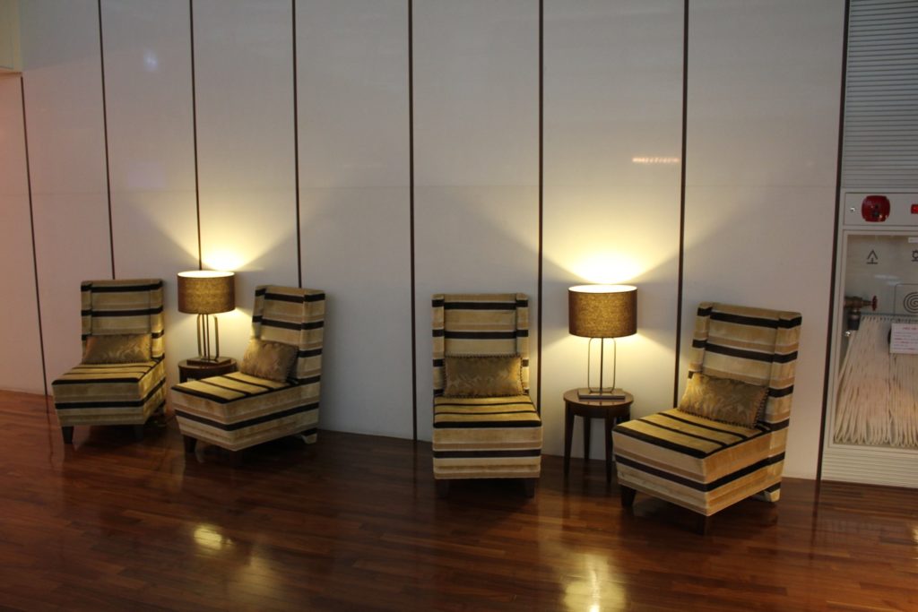 Review: Asiana First Class Lounge Seoul (ICN) - Live and Let's Fly