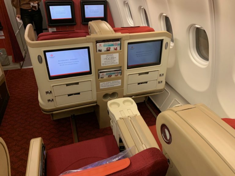 Review: Hong Kong Airlines A330 Business Class Bangkok To Hong Kong ...
