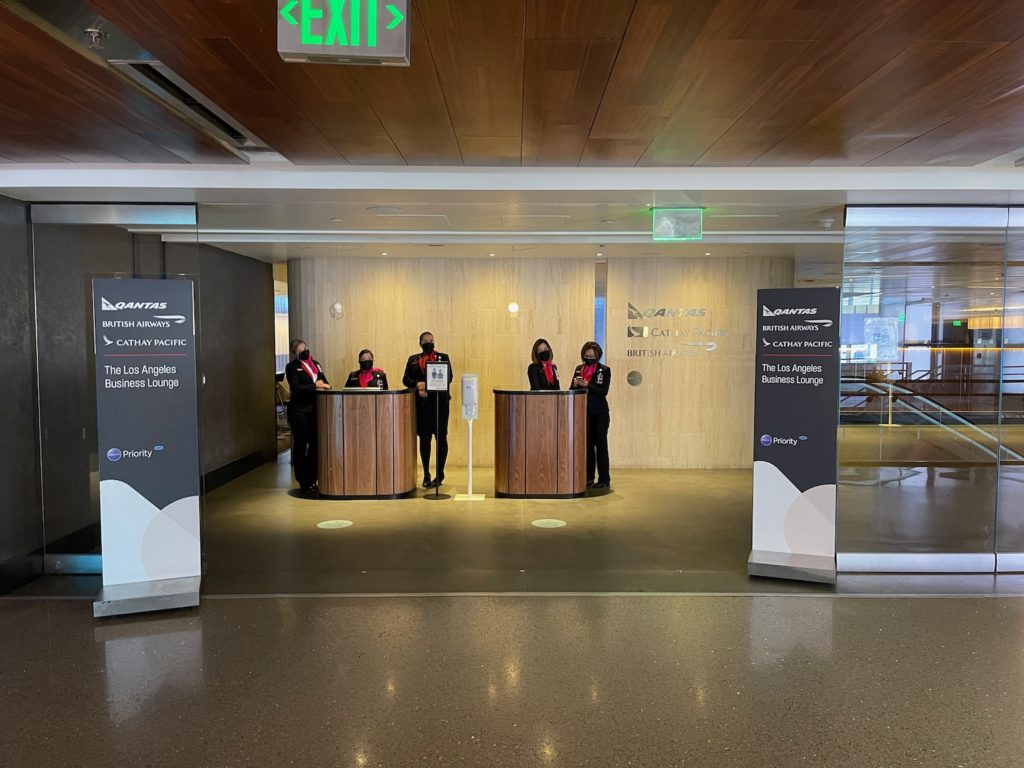 Review: Oneworld Lounge Los Angeles (LAX) - Live and Let's Fly