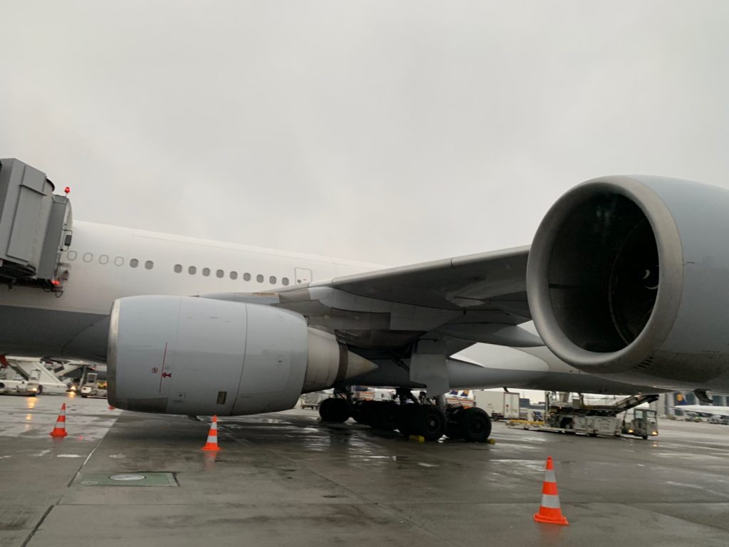 Review: Lufthansa A340-600 First Class Frankfurt To San Francisco ...