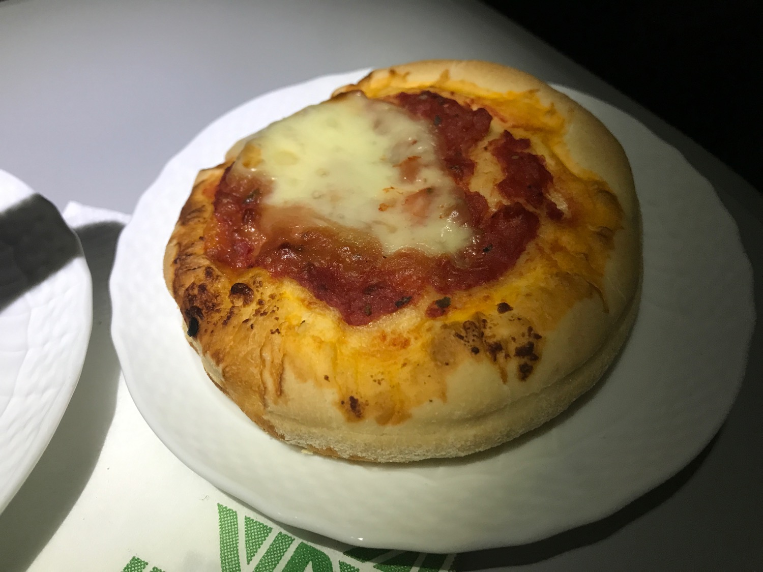 In Search Of Great Pizza On An Airplane - Live and Let's Fly