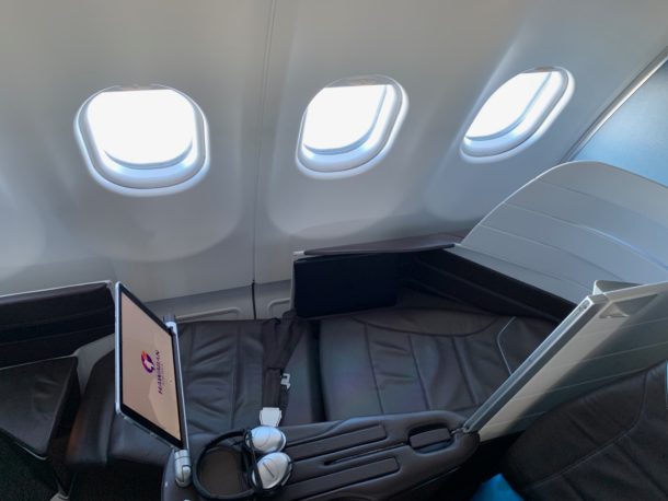 Review: Hawaiian Airlines A330-200 First Class Los Angeles To Honolulu ...