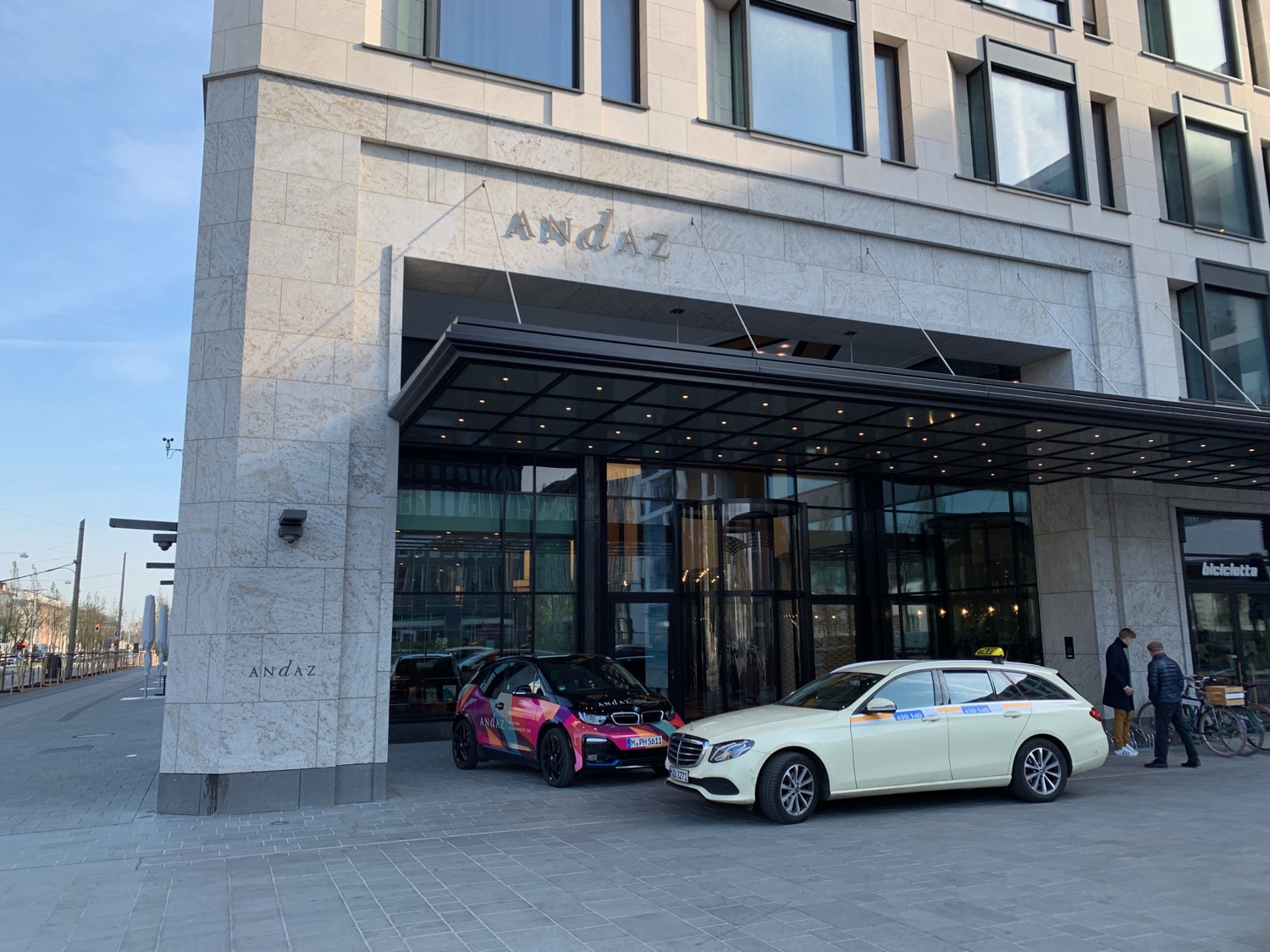 Review: Andaz Munich Schwabinger Tor - Live and Let's Fly