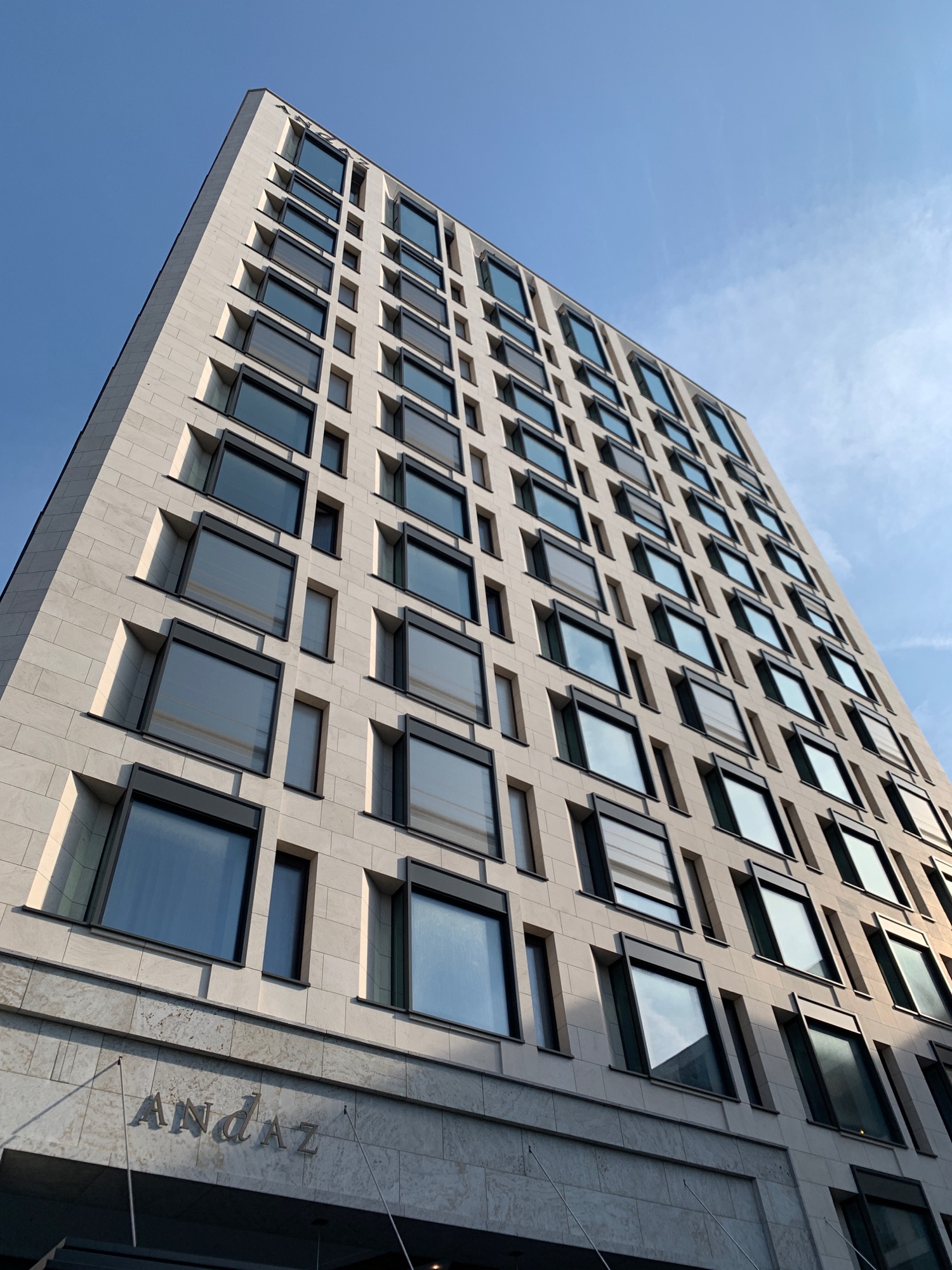 Review: Andaz Munich Schwabinger Tor - Live and Let's Fly