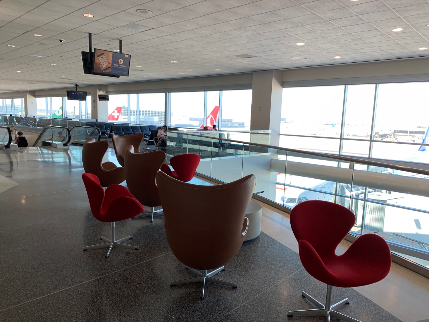 Review: United Airlines 777-200 Premium Plus San Francisco To Frankfurt ...