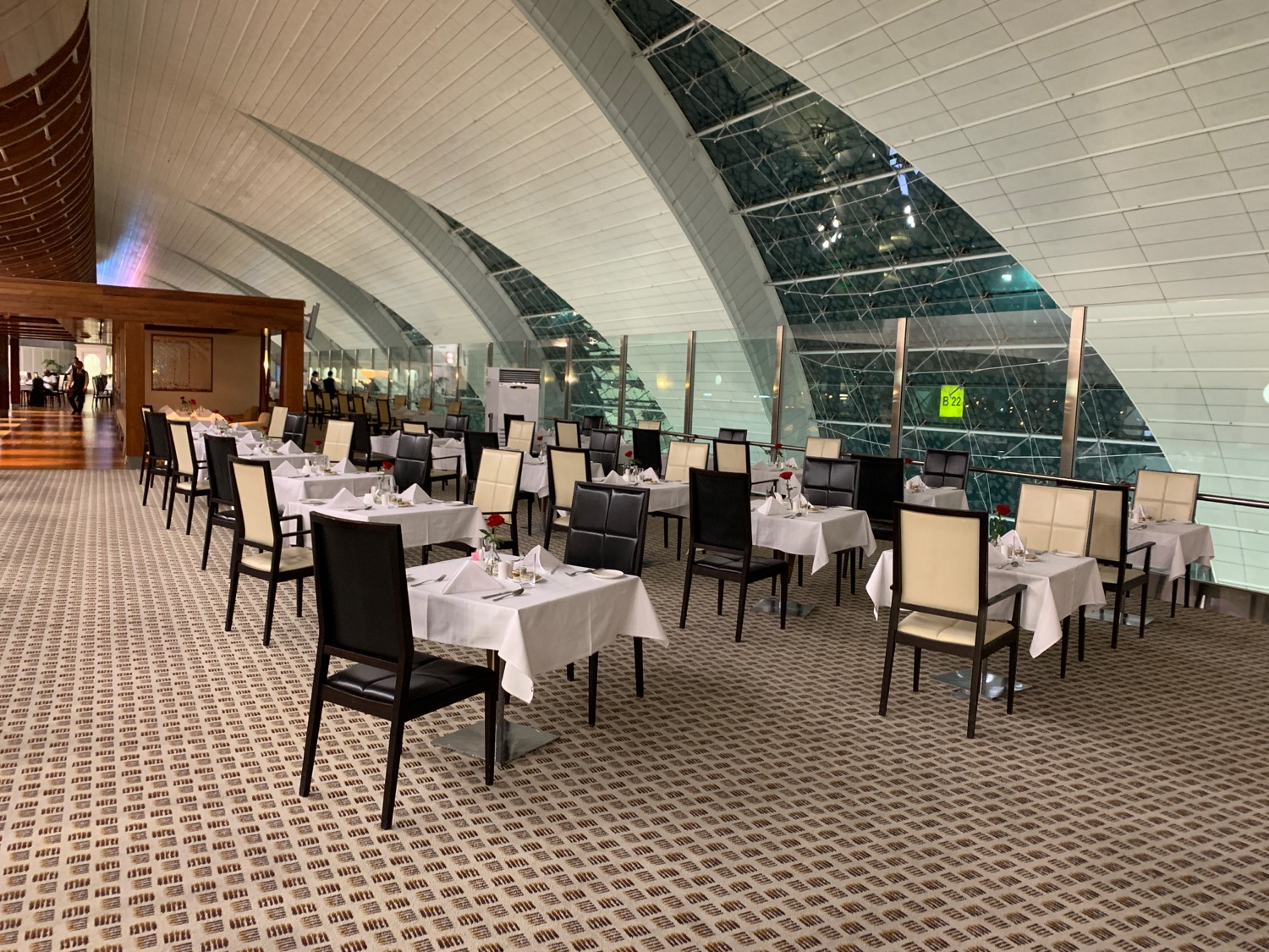 A Lufthansa First Class Tradition Becomes An Emirates First Class ...