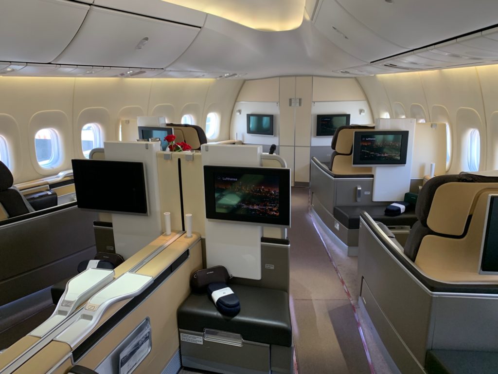 A Pilot's Review Of Lufthansa First Class - Live and Let's Fly
